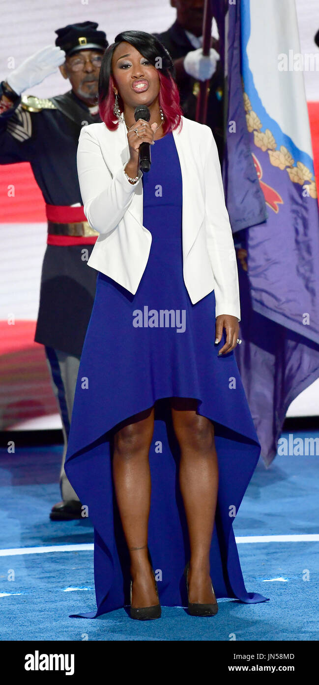 Star Swain sings the National Anthem to open the fourth session of the ...