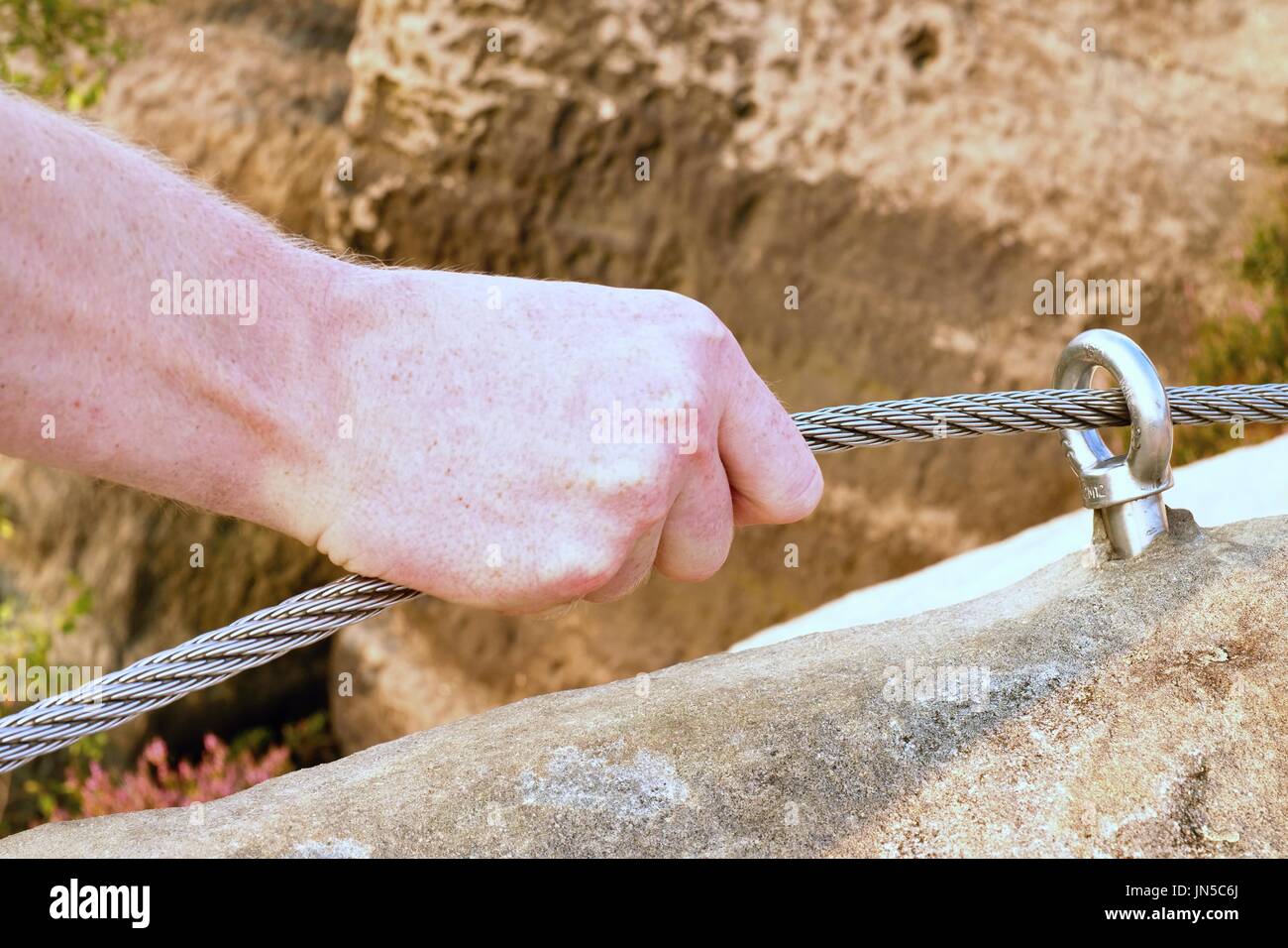 Wire rope sling knot hi-res stock photography and images - Alamy