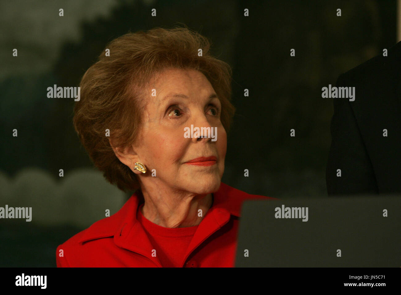 Washington, DC - June 2, 2009 -- Former first lady Nancy Reagan looks ...