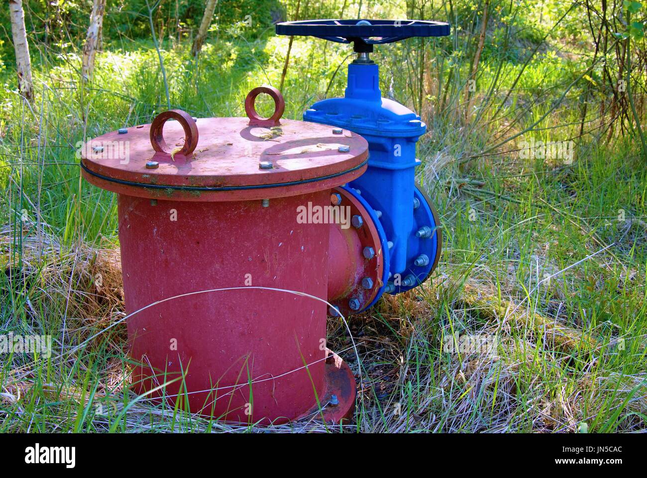 Expansion joint piping hi-res stock photography and images - Alamy