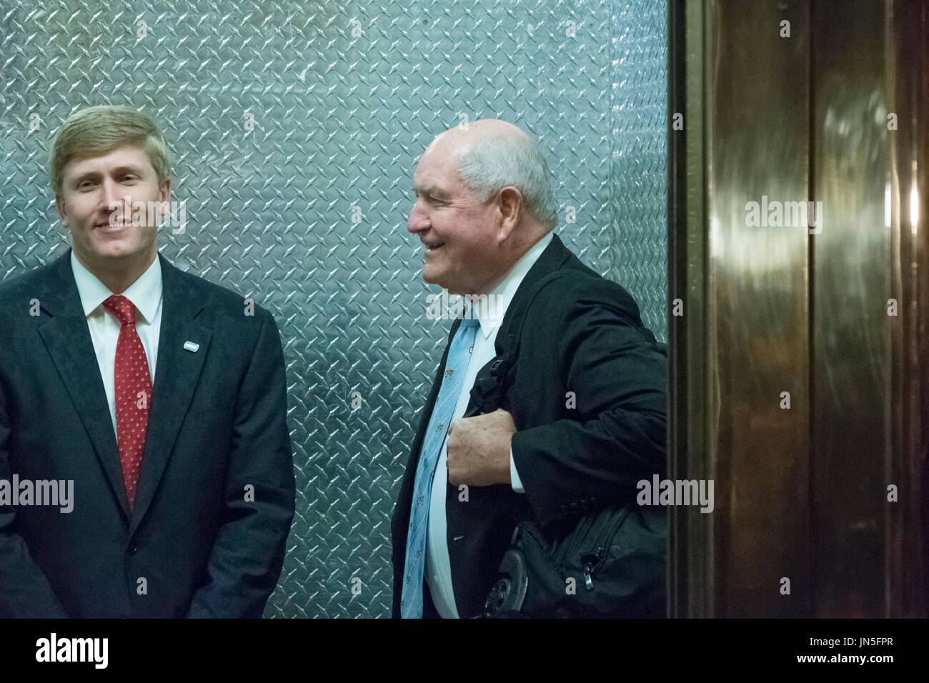 Former Governor George "Sonny" Perdue (Republican of Georgia), right ...