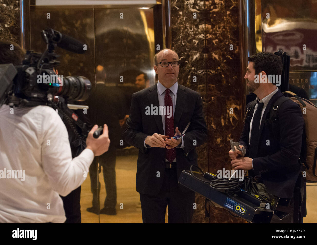 Michael Allen, co-founder and executive editor of AXIOS Media, arrives ...