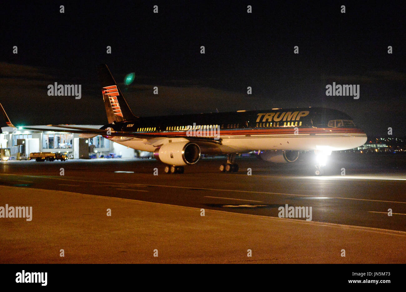 United States President-elect Donald Trump's plane arrives at Ronald ...