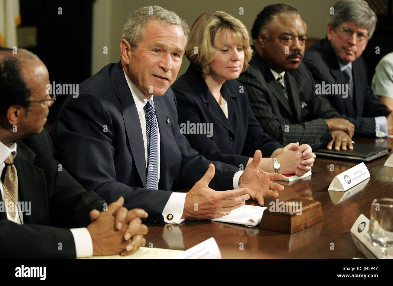 WASHINGTON - SEPTEMBER 6: United States President George W. Bush meets ...