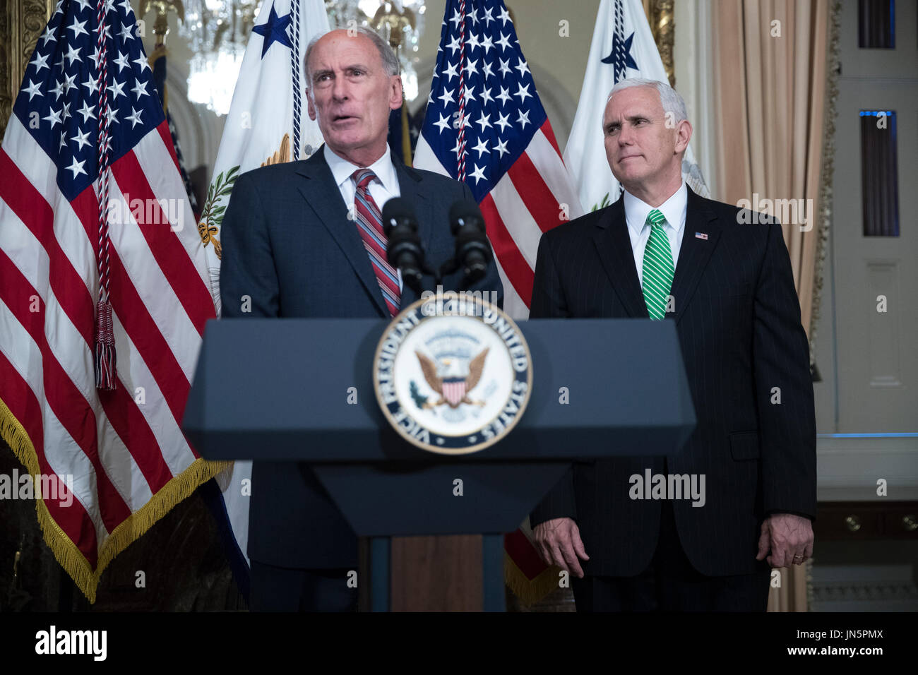 Director of National Intelligence Dan Coats (L), with United States ...