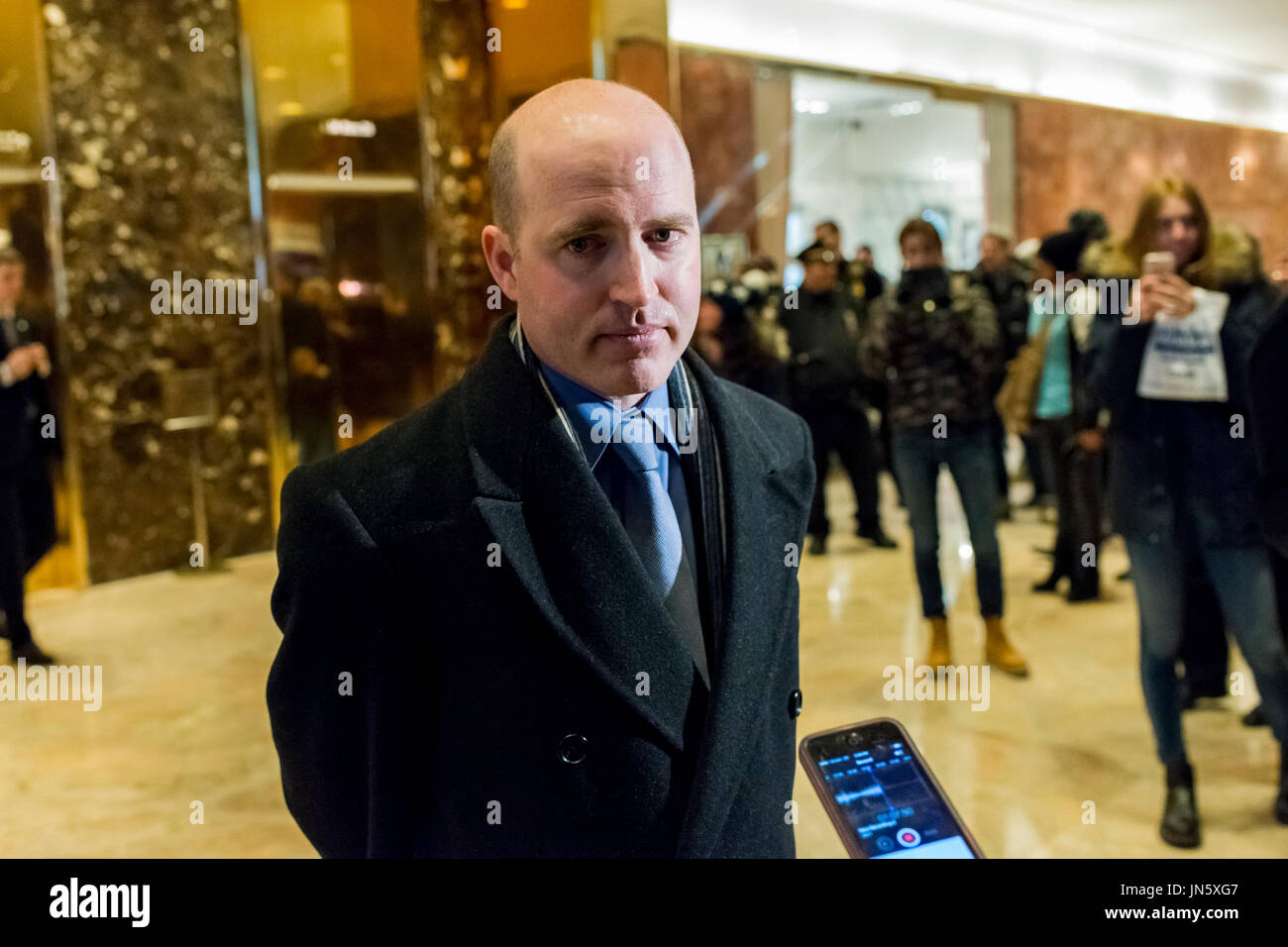 White House Correspondents' Association President Jeff Mason speaks ...