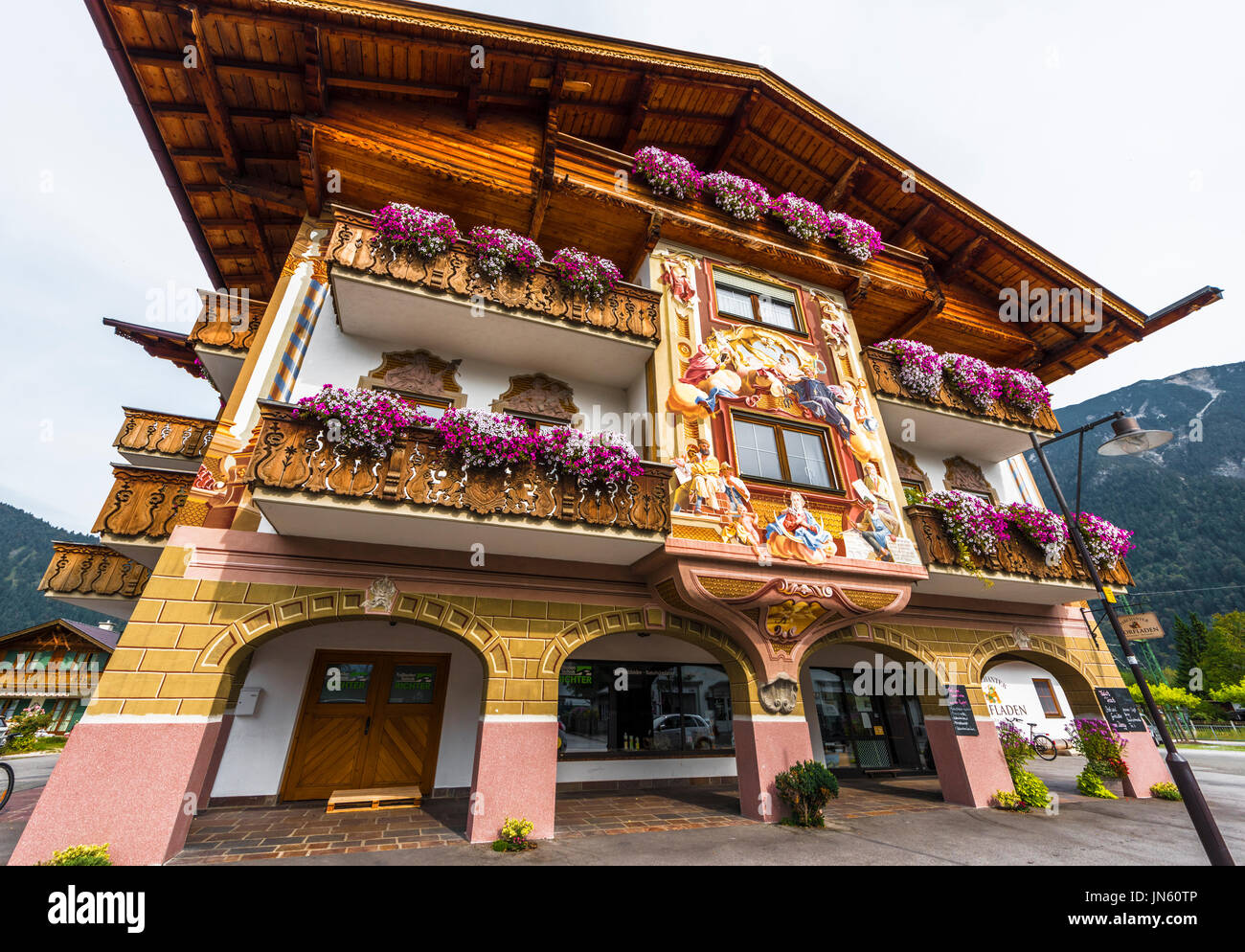 Unique paint houses in Oberammergau Stock Photo - Alamy