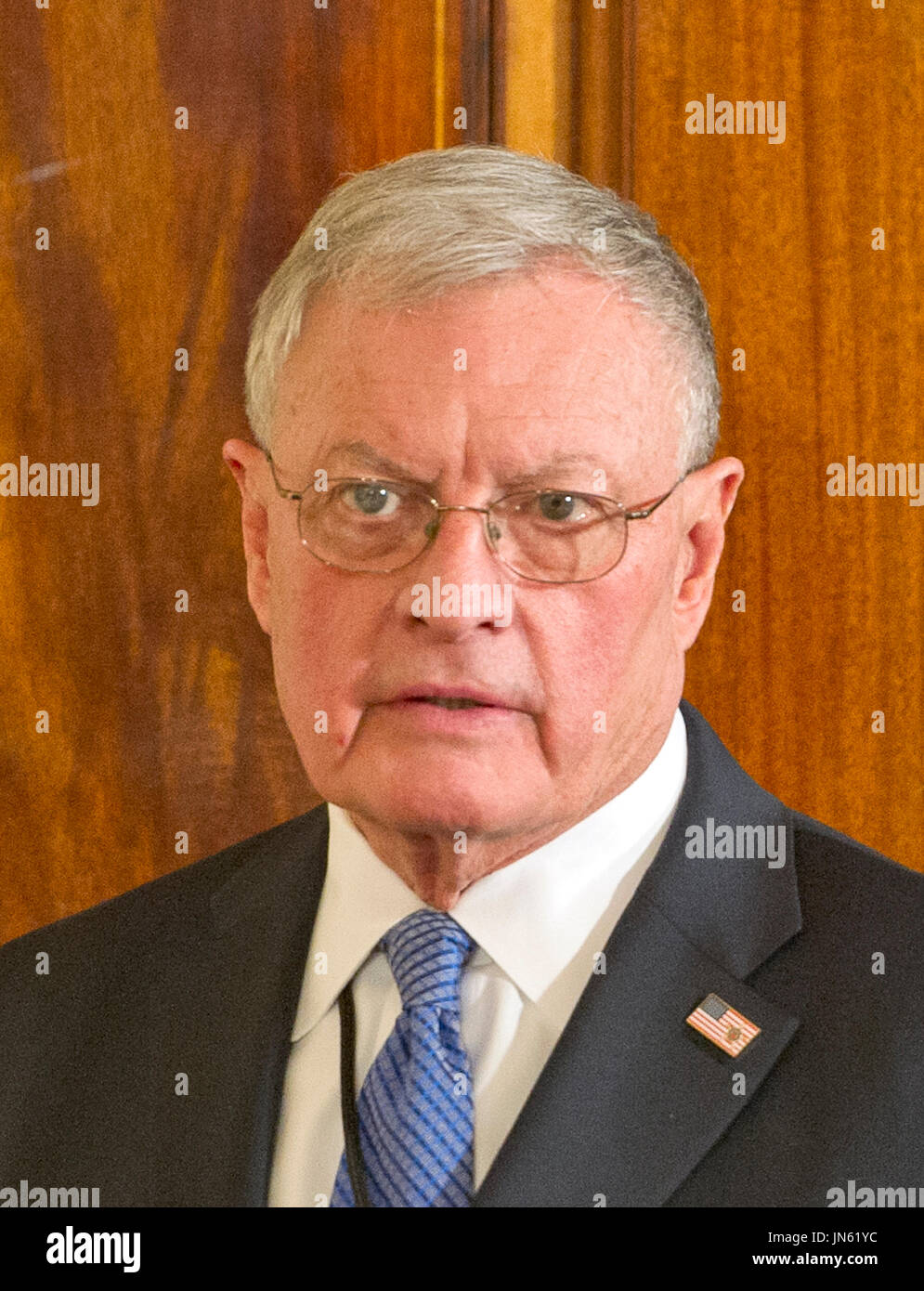 Retired United States Army Lieutenant General Joseph Kellogg Jr ...