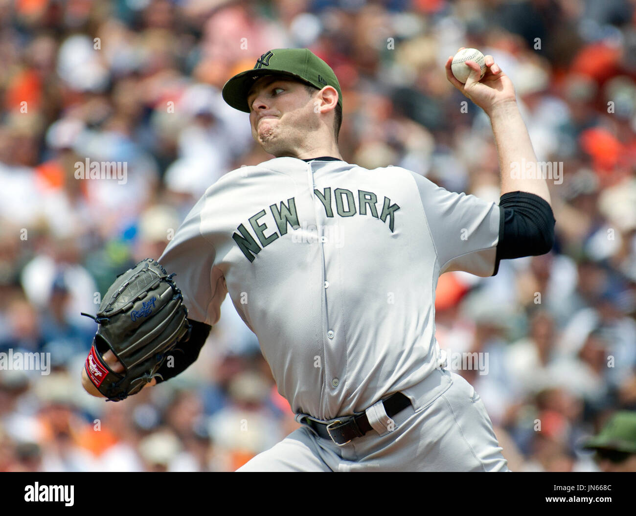 New York Yankees starting pitcher Jordan Montgomery (47) works in the ...