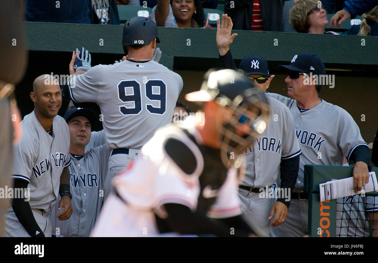 New York Yankees right fielder Aaron Judge (99) celebrates with his ...