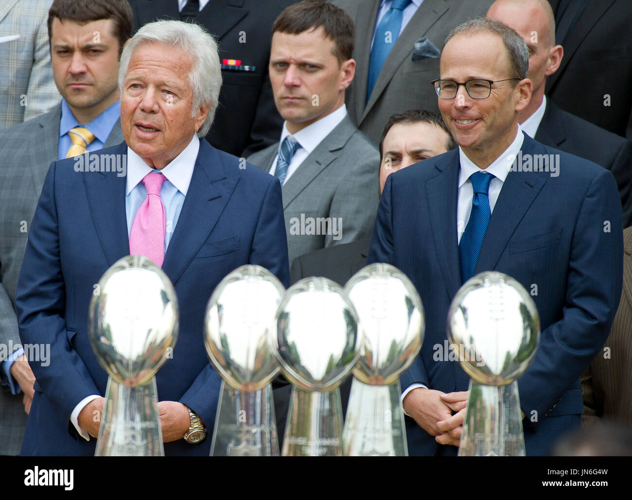 New England Patriots owner Robert Kraft, left, and his son, Jonathan ...