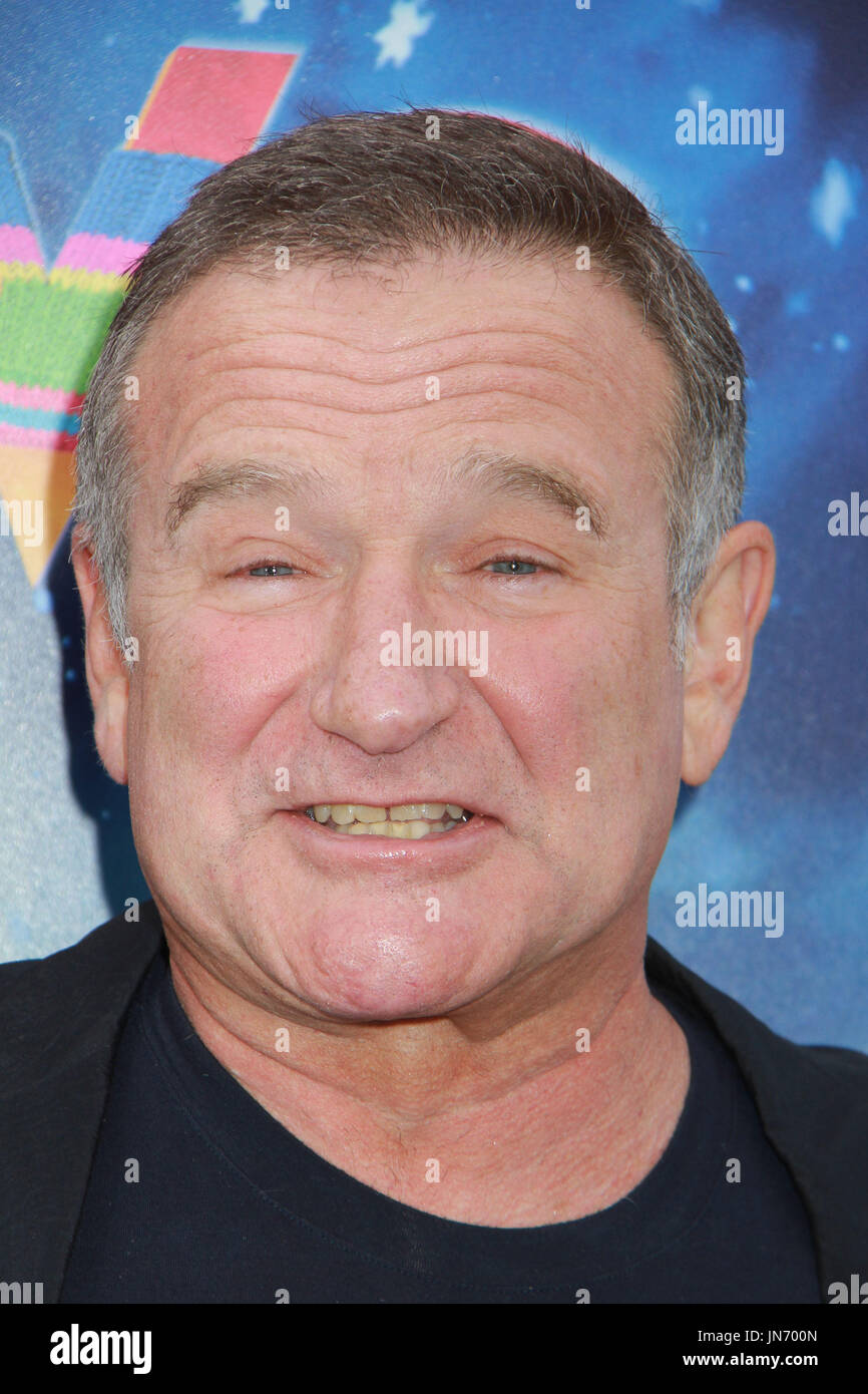 Robin Williams 11/13/2011 "Happy Feet Two" Premiere held at Grauman's ...