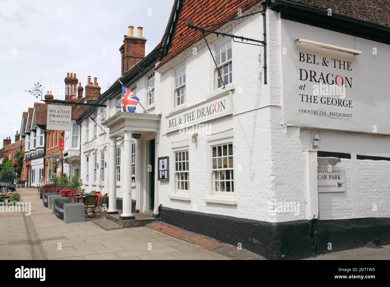 High street odiham hampshire england hi-res stock photography and ...