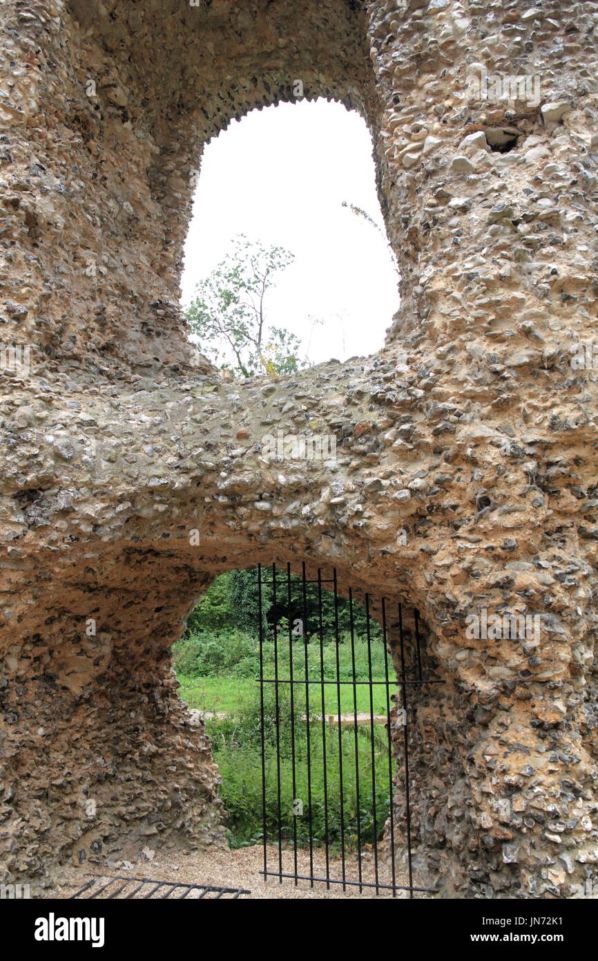 Odiham Castle (aka King John's Castle), Odiham, Hart District ...