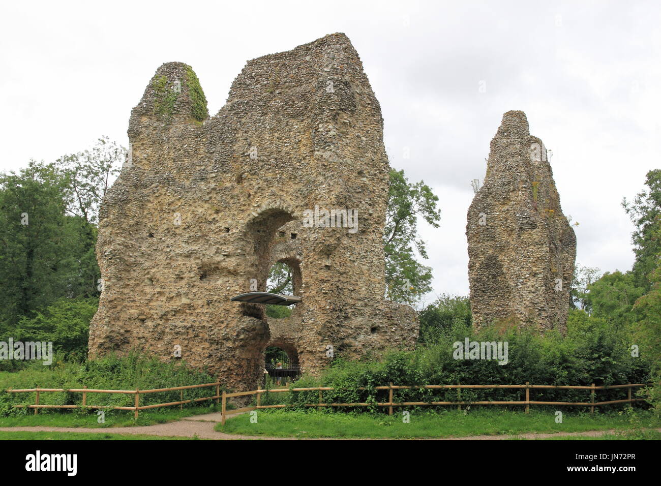 Odiham basingstoke canal hi-res stock photography and images - Alamy