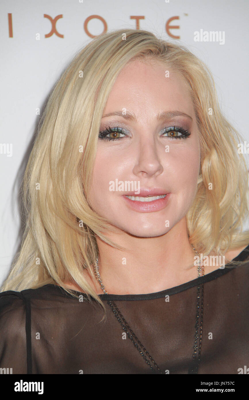 Nikki Lund 02/23/2012 The Art of Elysium held at Smashbox Studio ...