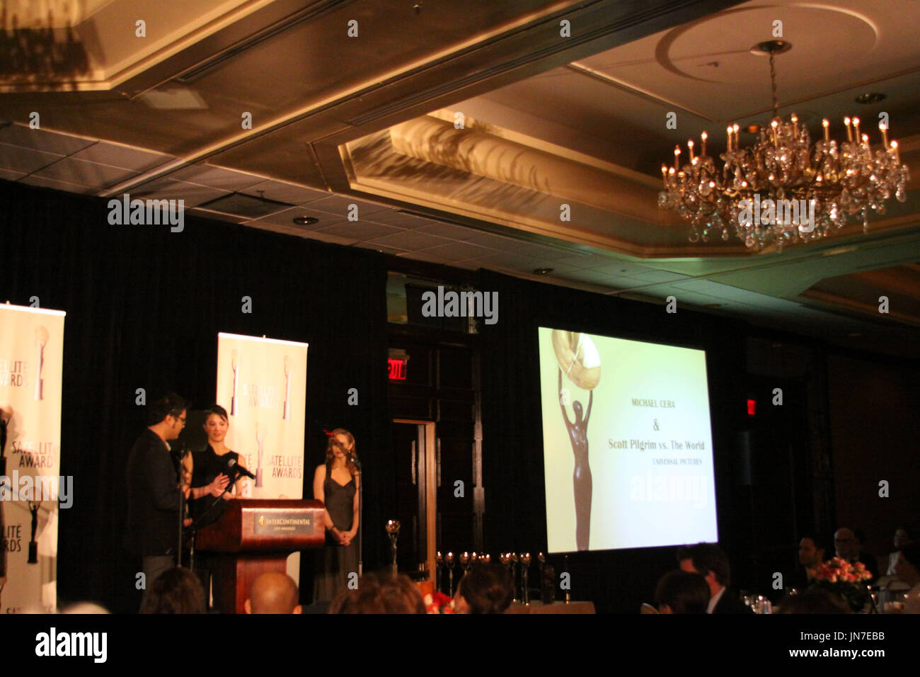 Mary Elizabeth Winstead, Bryan Lee O'Malley 12/19/2010 ...