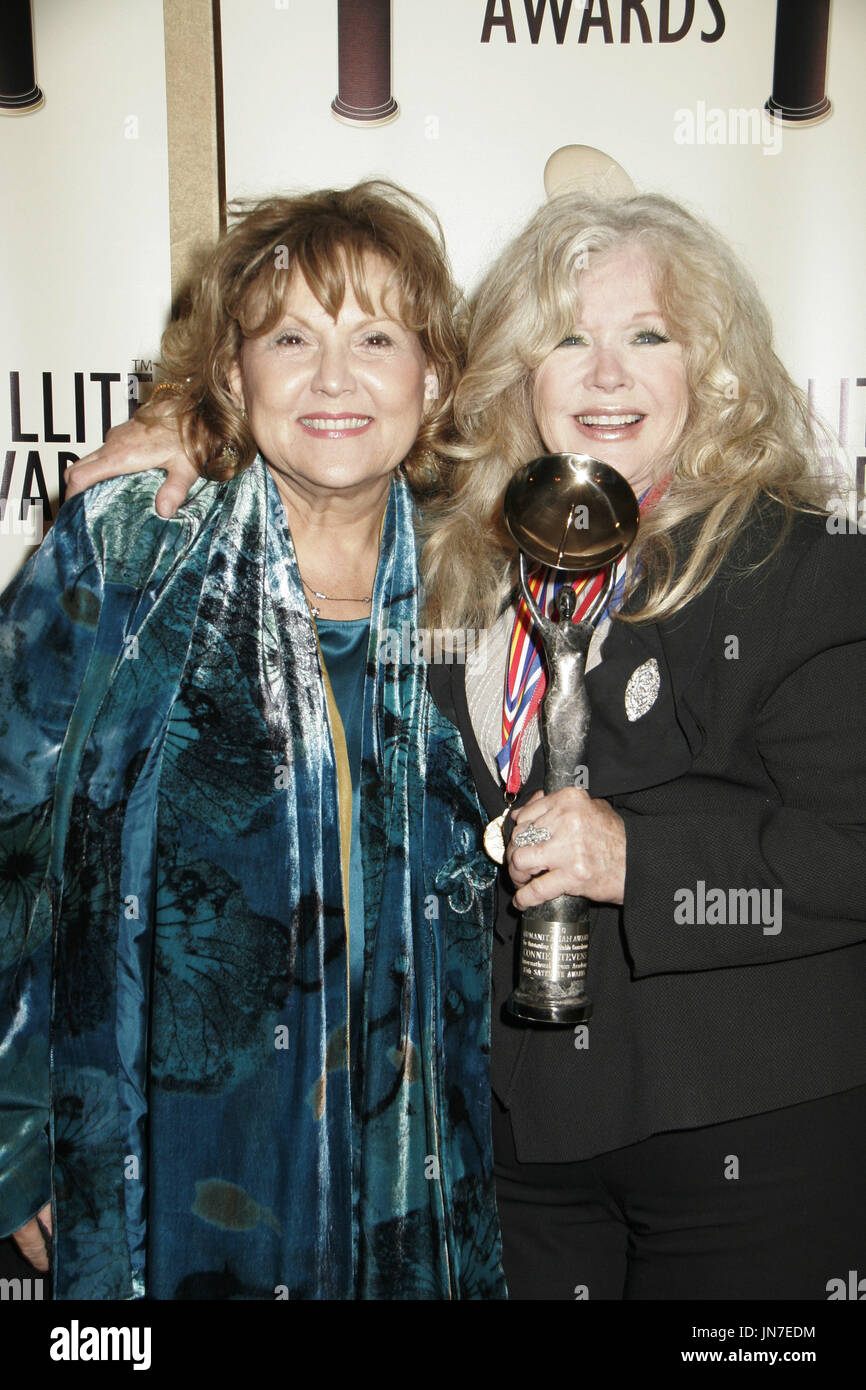 Connie Stevens, Brenda Vaccaro 12/19/2010, "15thAnnualSatelliteAwards ...