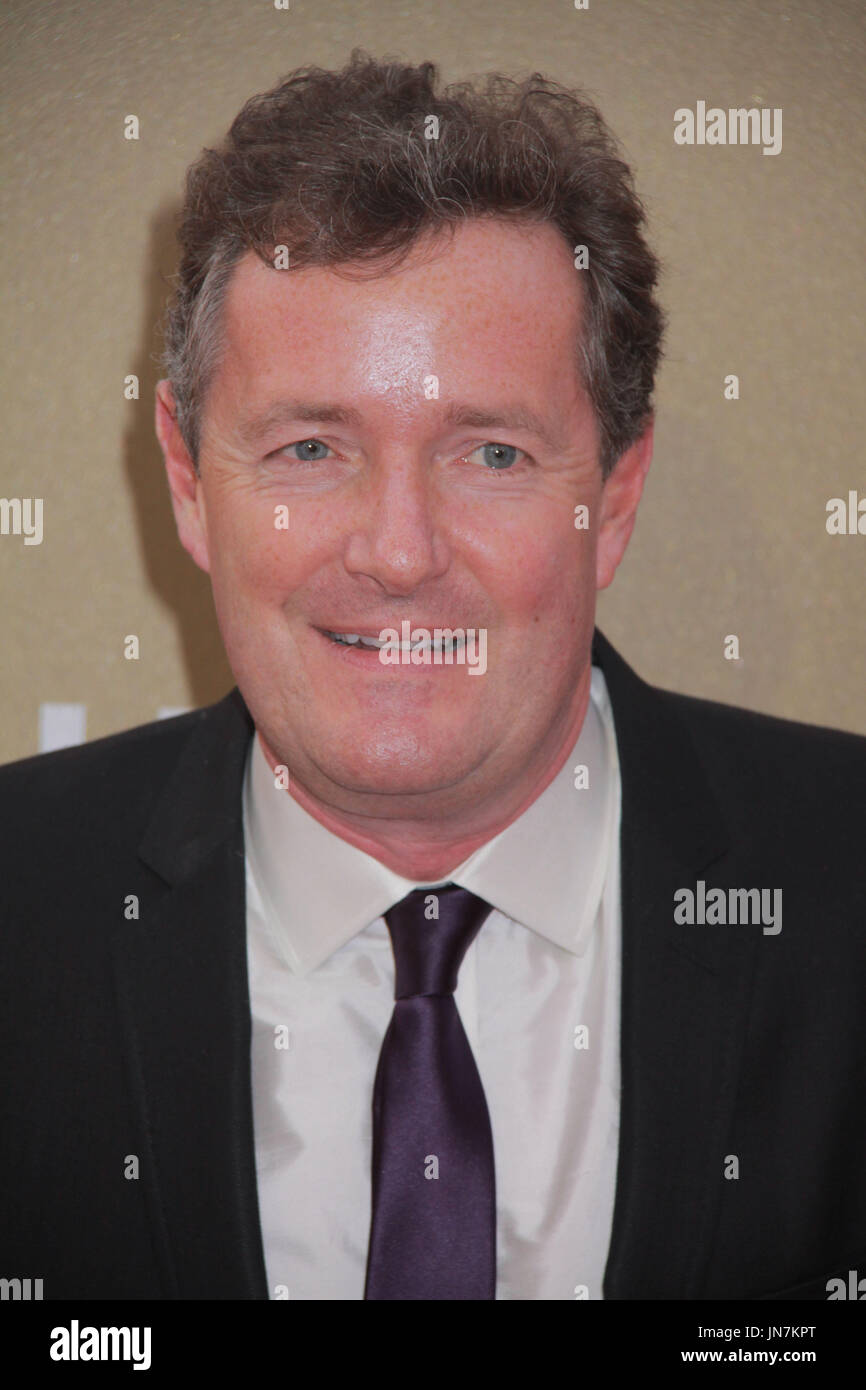 Piers Morgan 12/11/2011 CNN Heroes: An All-Star Tribute held at Shrine ...