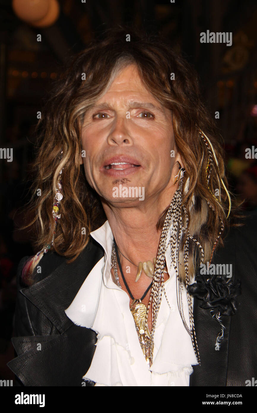 Steven Tyler 05/07/2011 "Pirates of The Caribbean: On Stranger Tides ...