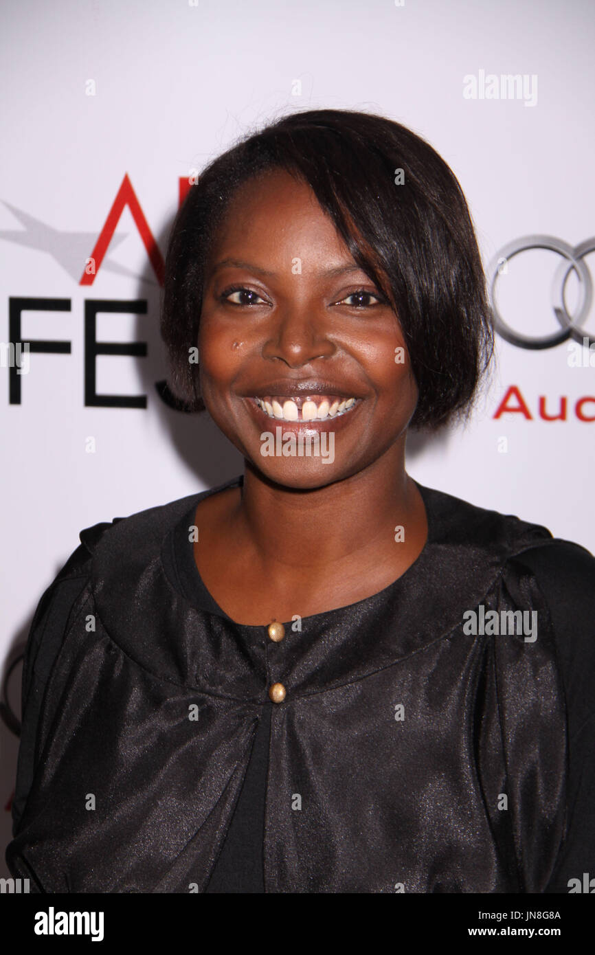 Jacqueline Lyanga 11/06/10, "Barney's Version" premiere, Egyptian ...