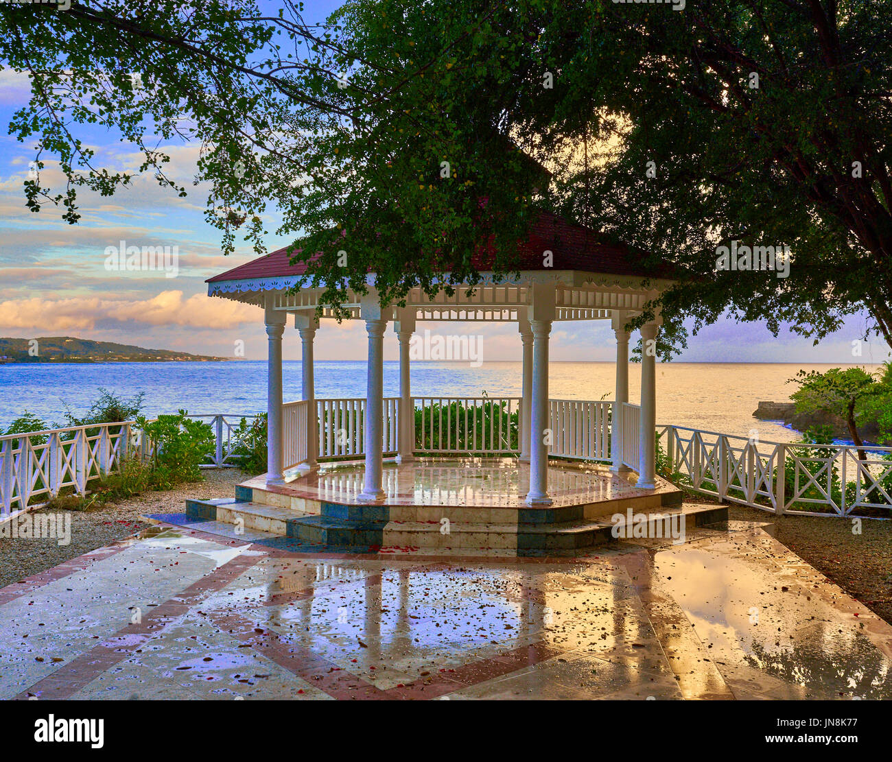 Sunset over seaside pavilion hi-res stock photography and images - Alamy