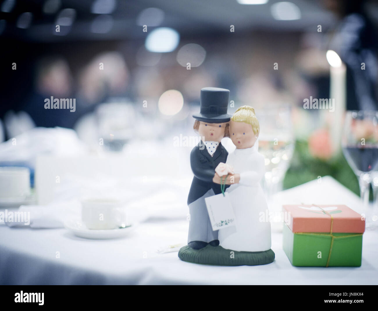VIP wedding party evening marriage drinks reception with cake topper ...