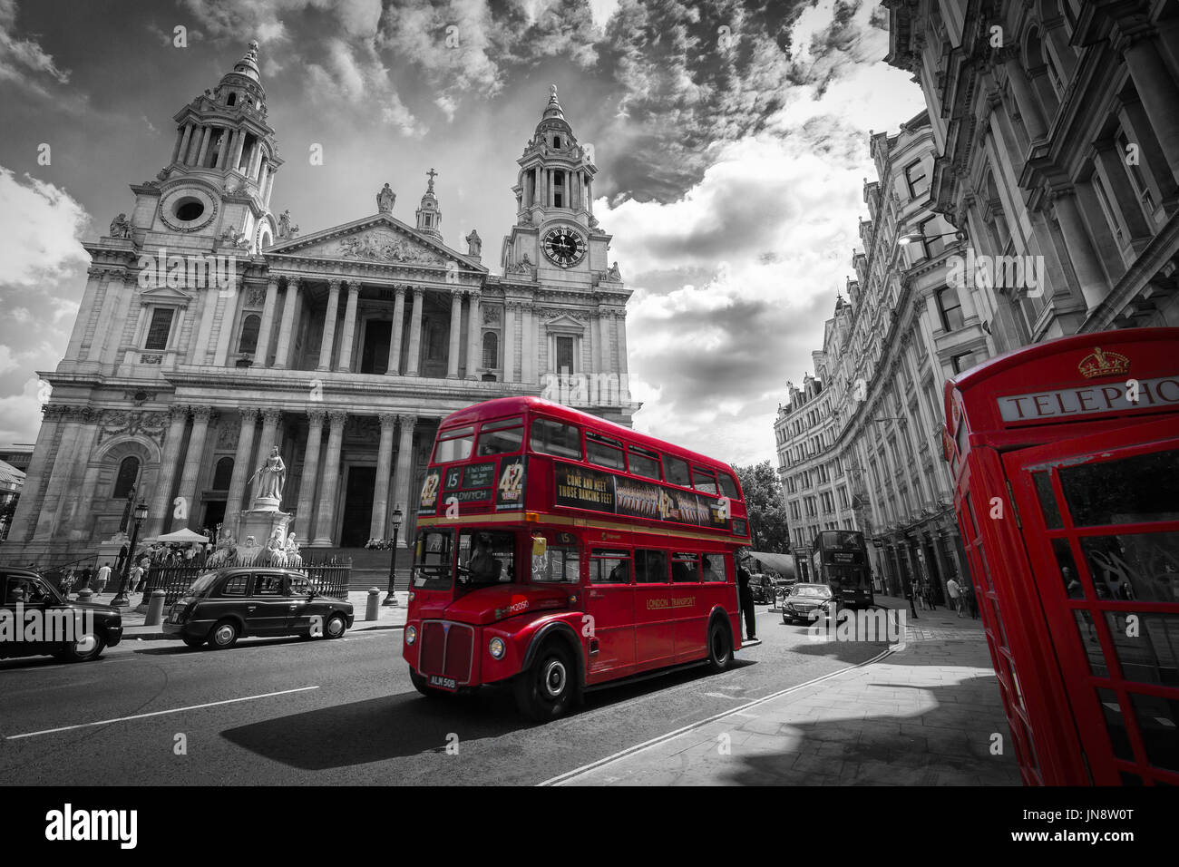 Vintage london bus hi-res stock photography and images - Alamy