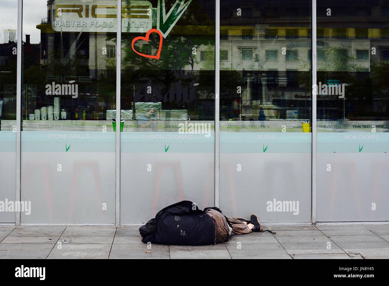 Manchester poverty hi-res stock photography and images - Alamy