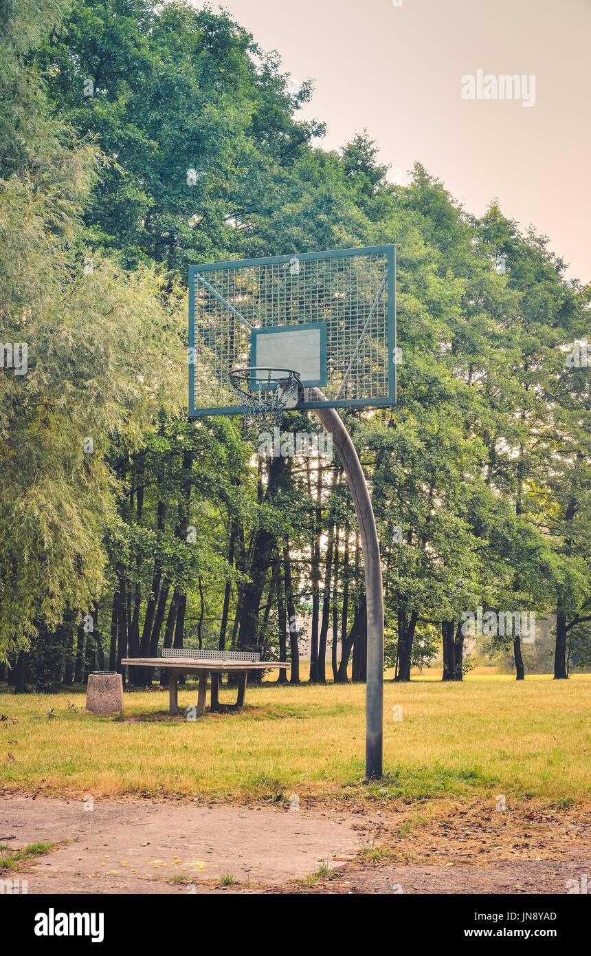 Basketball court in park in hi-res stock photography and images - Alamy