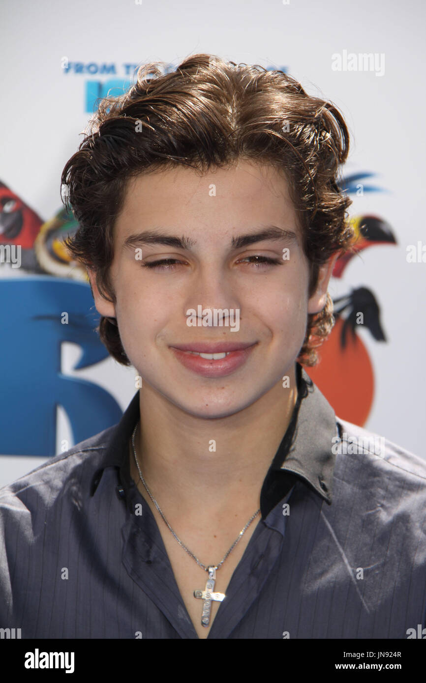Jake T. Austin 04/10/2011 "Rio" Premiere @ Grauman's Chinese Theatre ...