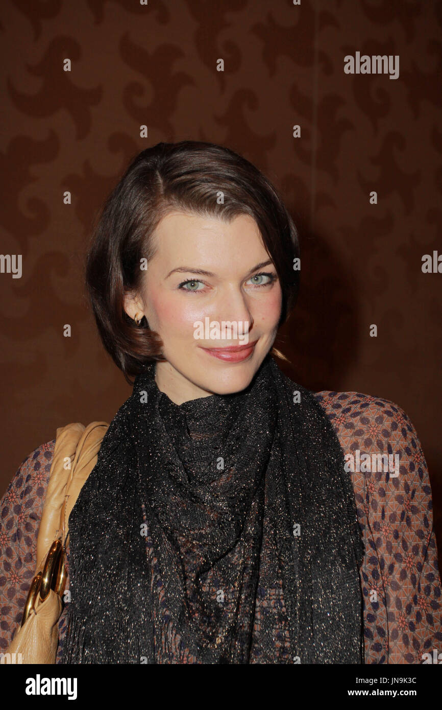 Milla Jovovich 07/13/2012 "Resident Evil Retribution" San Diego Comic-Con Round Table Held at ...