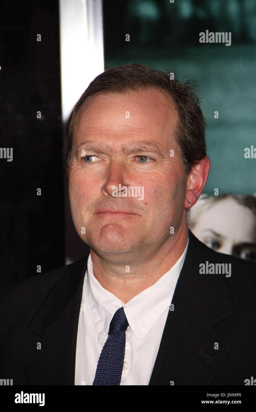 Stephen Cornwell 11/02/16, "Unknown", premiere, Regency Village Theatre ...