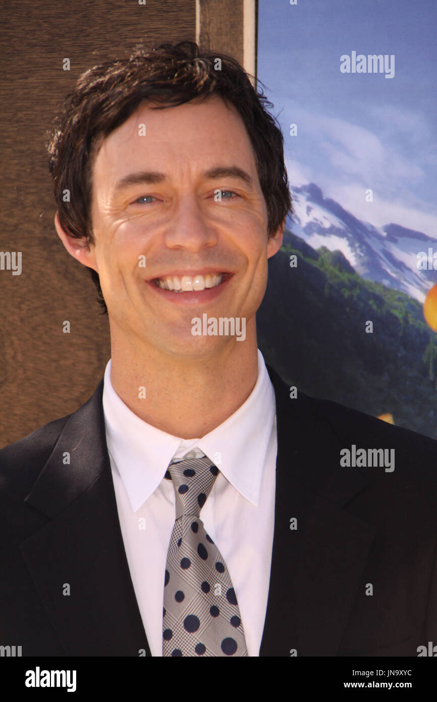 Tim Cavanagh, 12/11/2010, "Yogi Bear" Premiere The Village Theater, Los ...
