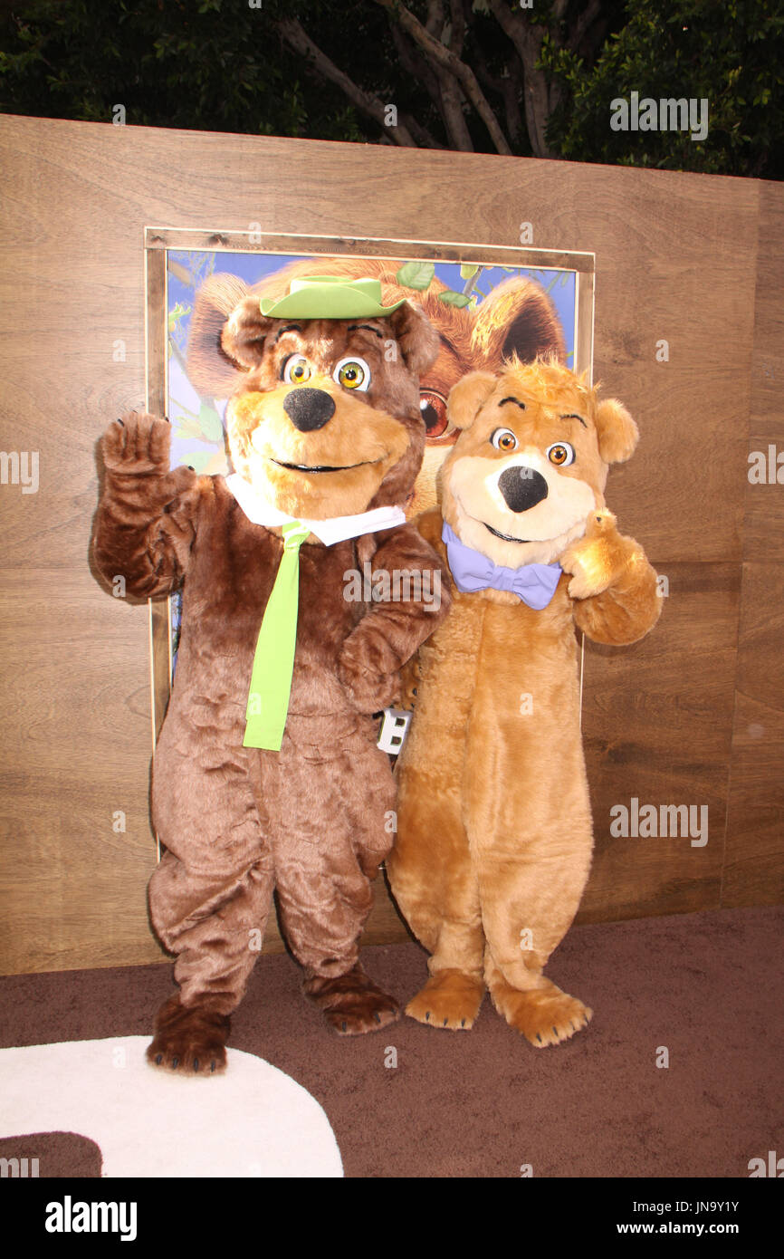 Yogi, Boo Boo, 12/11/2010, "Yogi Bear" Premiere The Village Theater ...