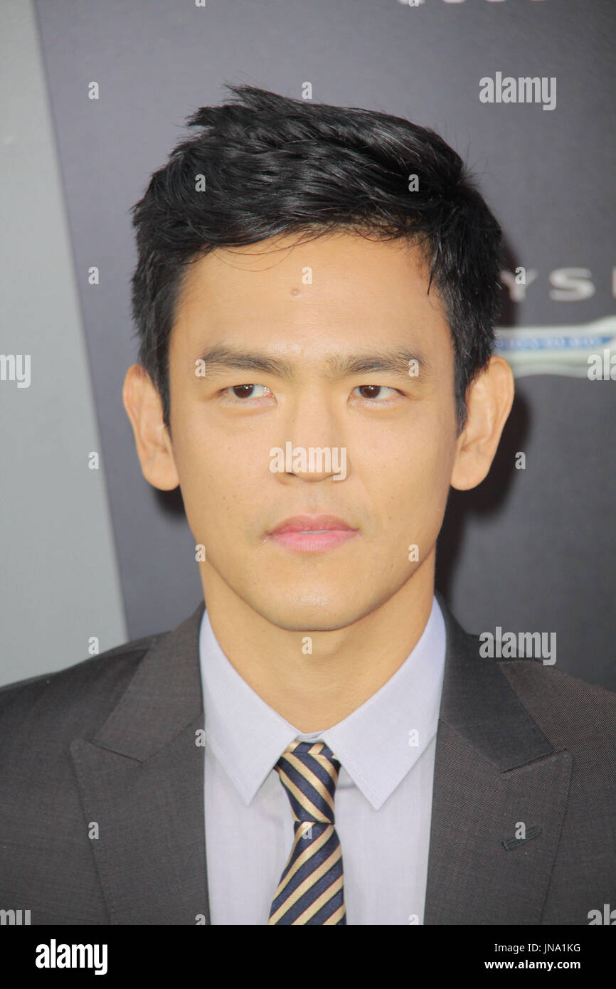 John Cho 08/01/2012 "Total Recall" Premiere held at Grauman's Chinese ...