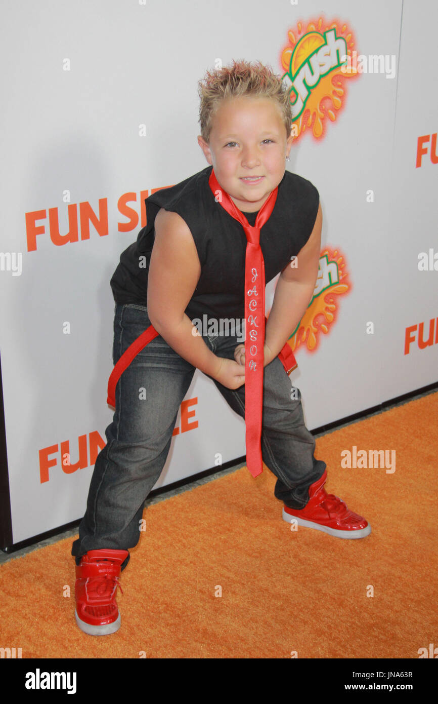Jackson Nicoll 10/25/2012 "Fun Size" Premiere held at Paramount Theater ...