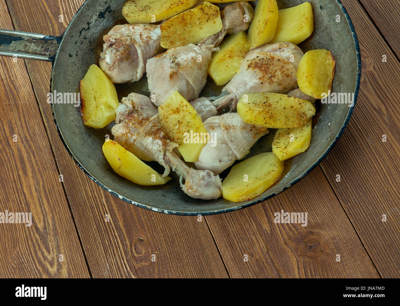 Manchons de canard confits.Duck legs. French cuisine Stock Photo - Alamy