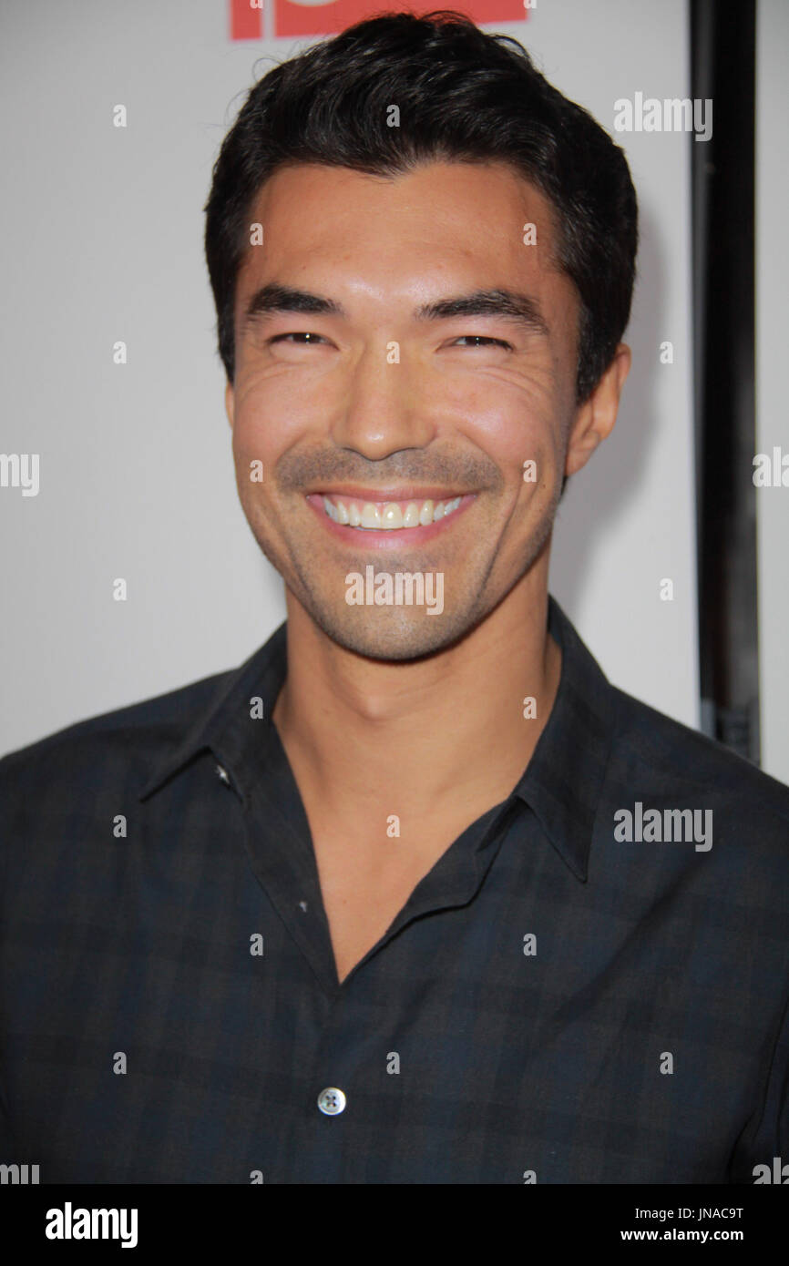 Ian Anthony Dale 11/18/2012 "2012 CAPE Celebrity Poker Tournament" held ...