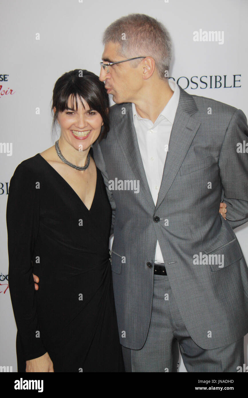 Maria Belon, Henry Belon 12/10/2012 gThe Impossible h Premiere held at ...