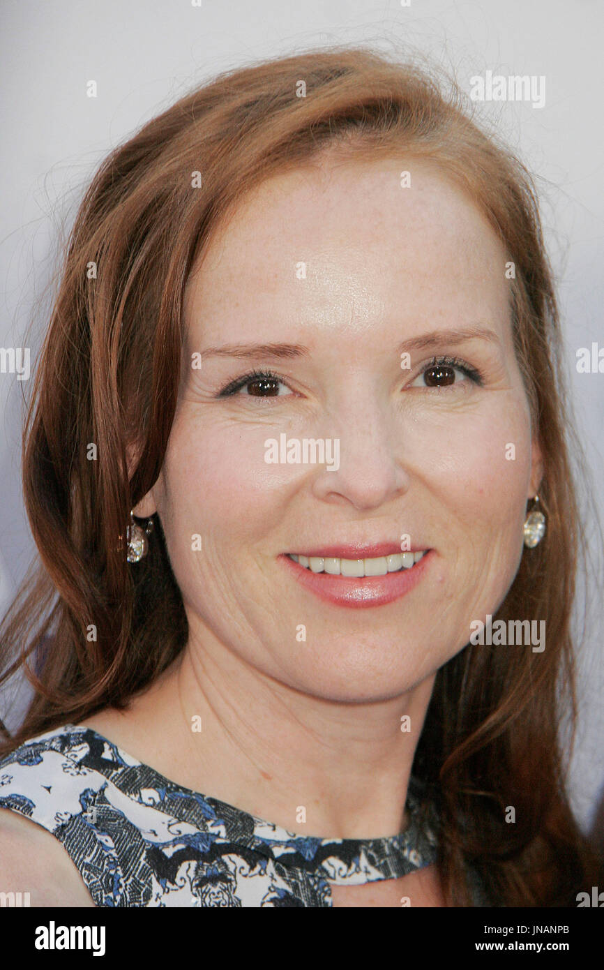 Jennifer Todd 07/23/2013 "The To Do List" Premiere held at the Regency ...
