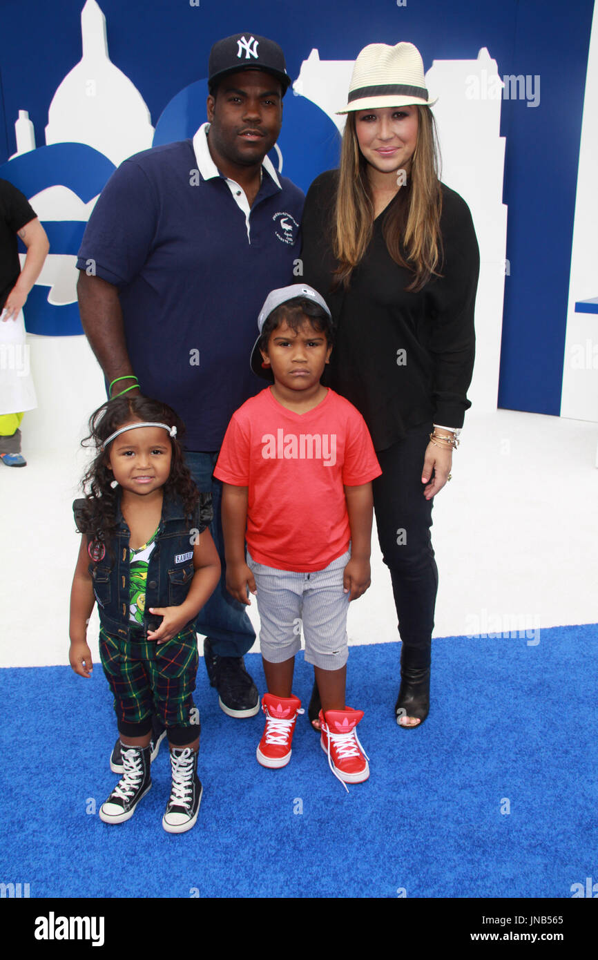 Rodney Arkchild Jerkings, Joy Enriquez 07/28/2013 "The Smurfs 2" Los ...