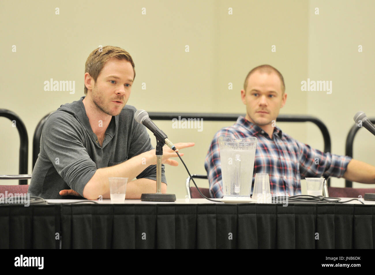 Shawn And Aaron Ashmore AARON ASHMORE Clears The Confusion Amidst The