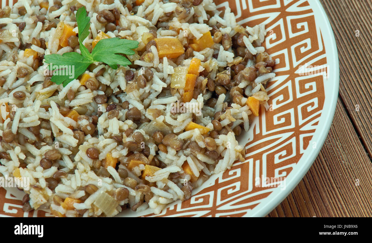 Dampokhtak - Persian Rice with lentils . Iranian food Stock Photo - Alamy