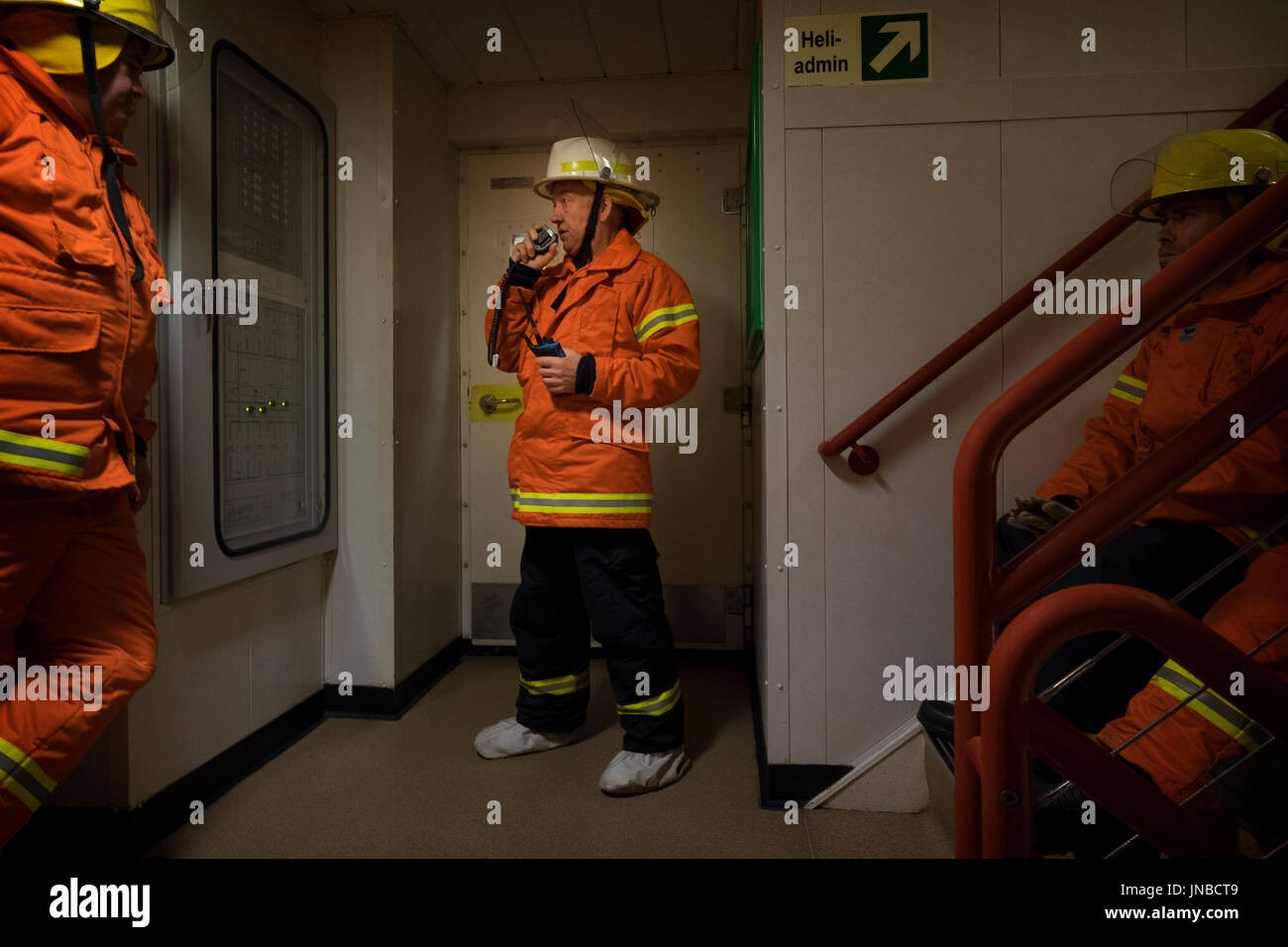 Emergency response team hi-res stock photography and images - Alamy