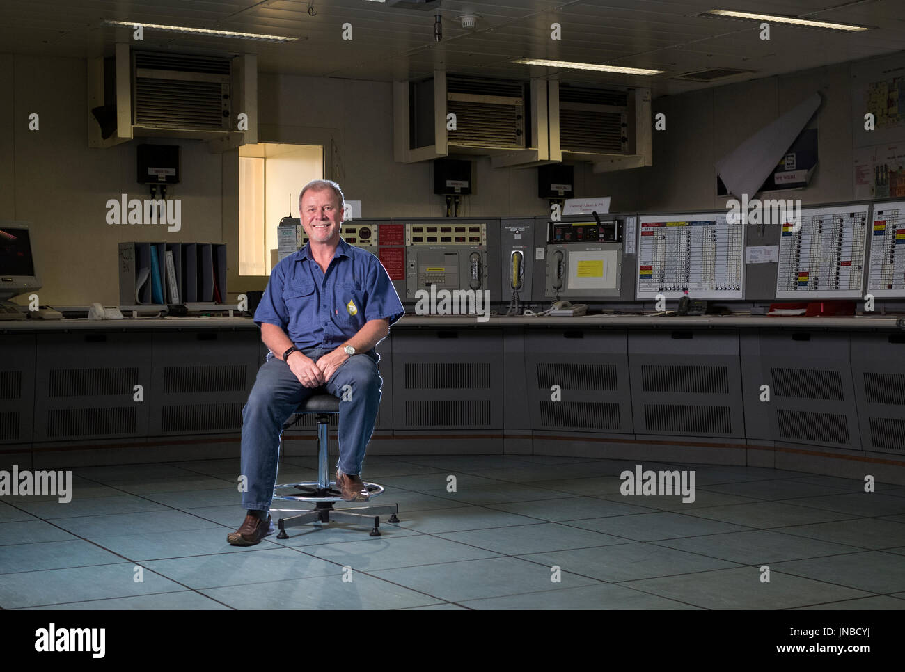 Control room oil rig hi-res stock photography and images - Alamy