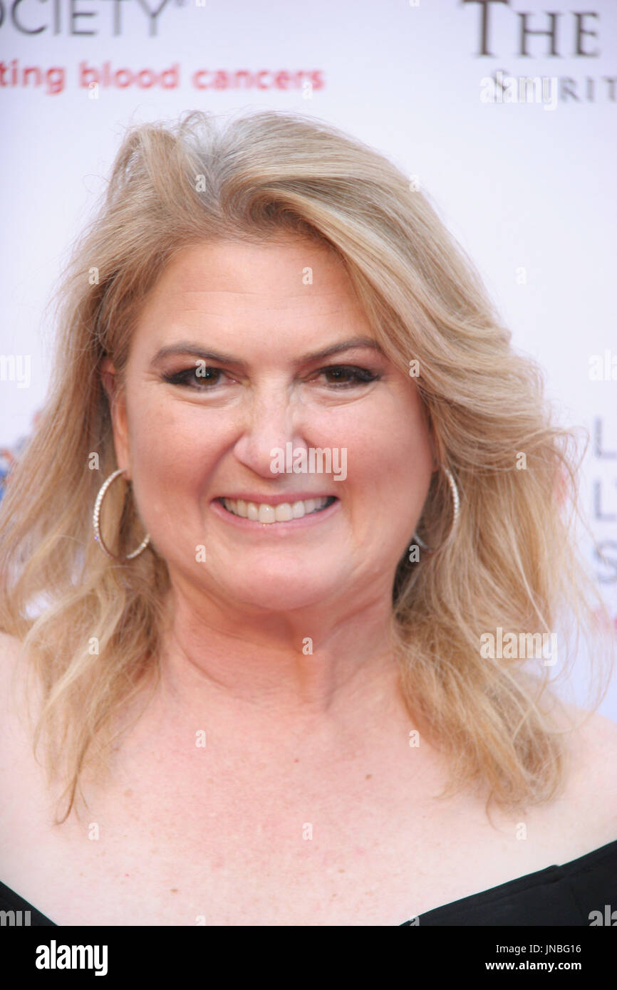 Robin Broidy 08/26/13 "Snake & Mongoose" Los Angeles Premiere held at ...