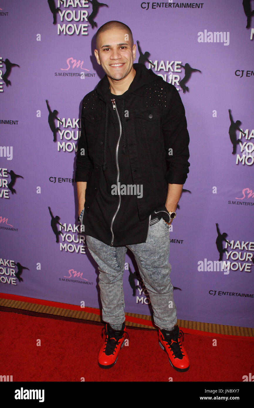 Nick Gonzalez 03/31/2014 "Make Your Move" Premiere held at Pacific's ...
