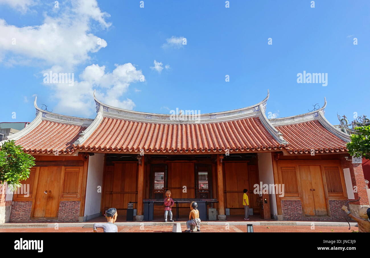 KAOHSIUNG, TAIWAN -- JUNE 10 , 2017: The Fongyi Imperial Tutorial ...