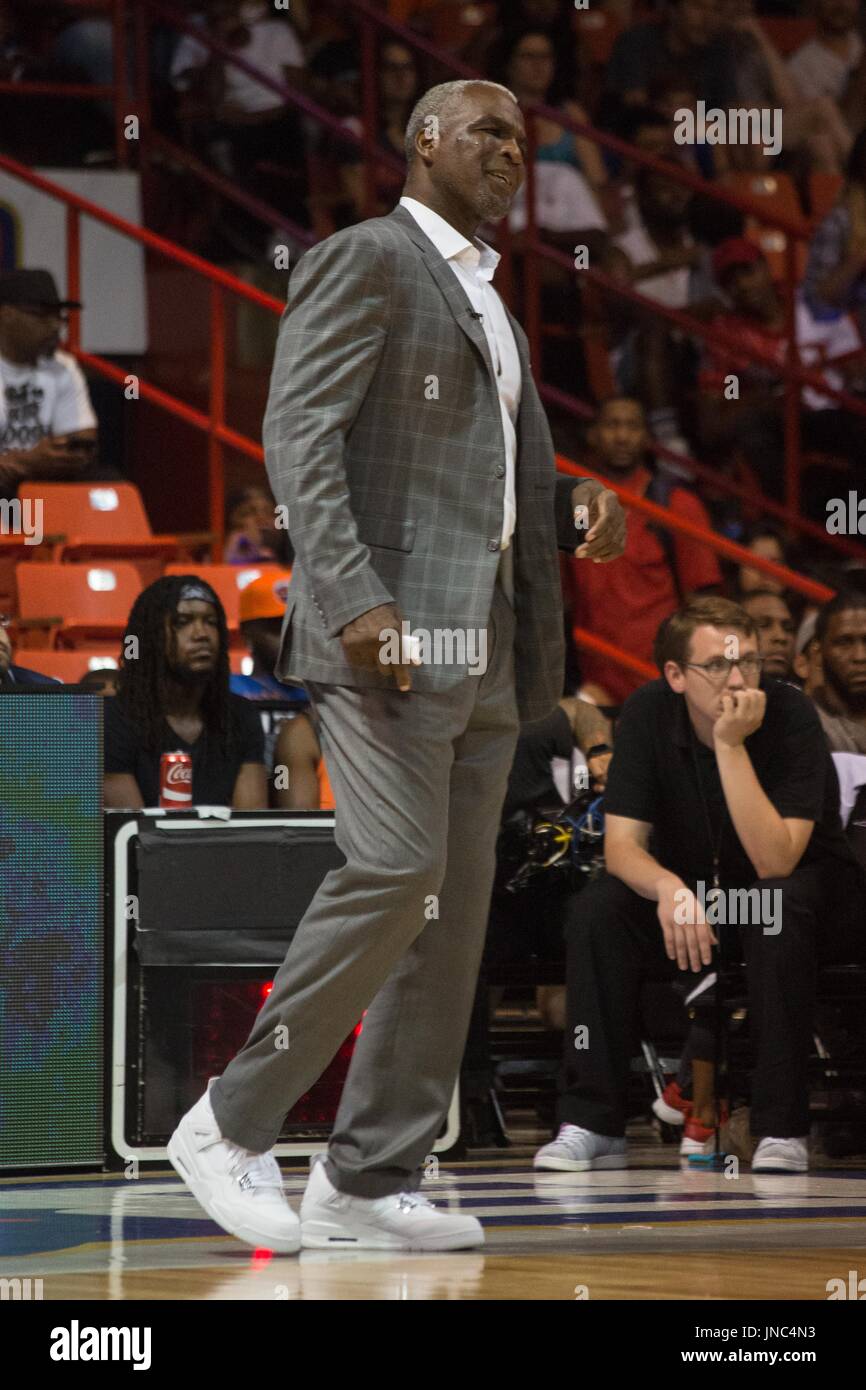 Coach frustrated hi-res stock photography and images - Alamy